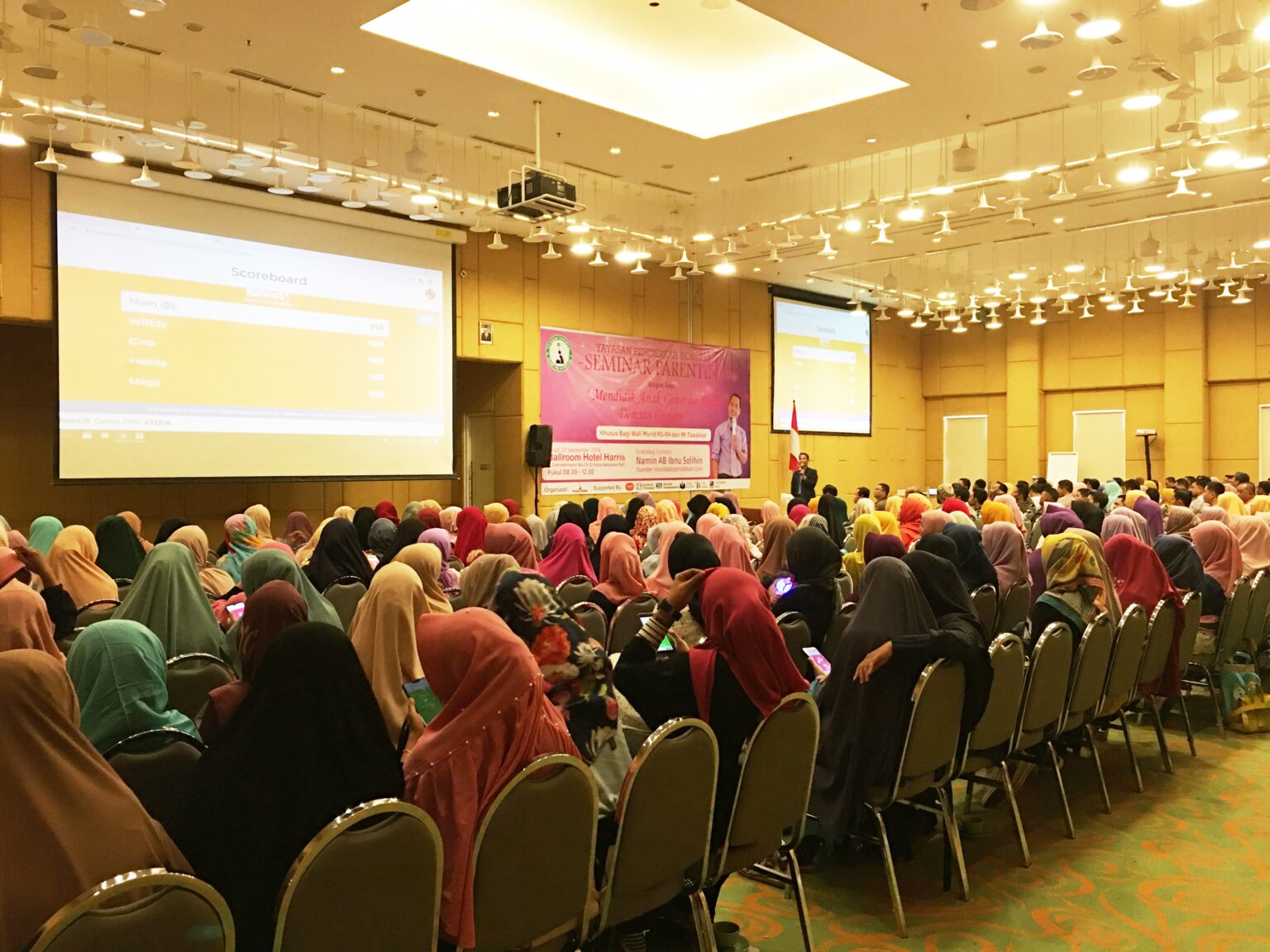 30 Contoh Judul Seminar Parenting - Motivator Pendidikan